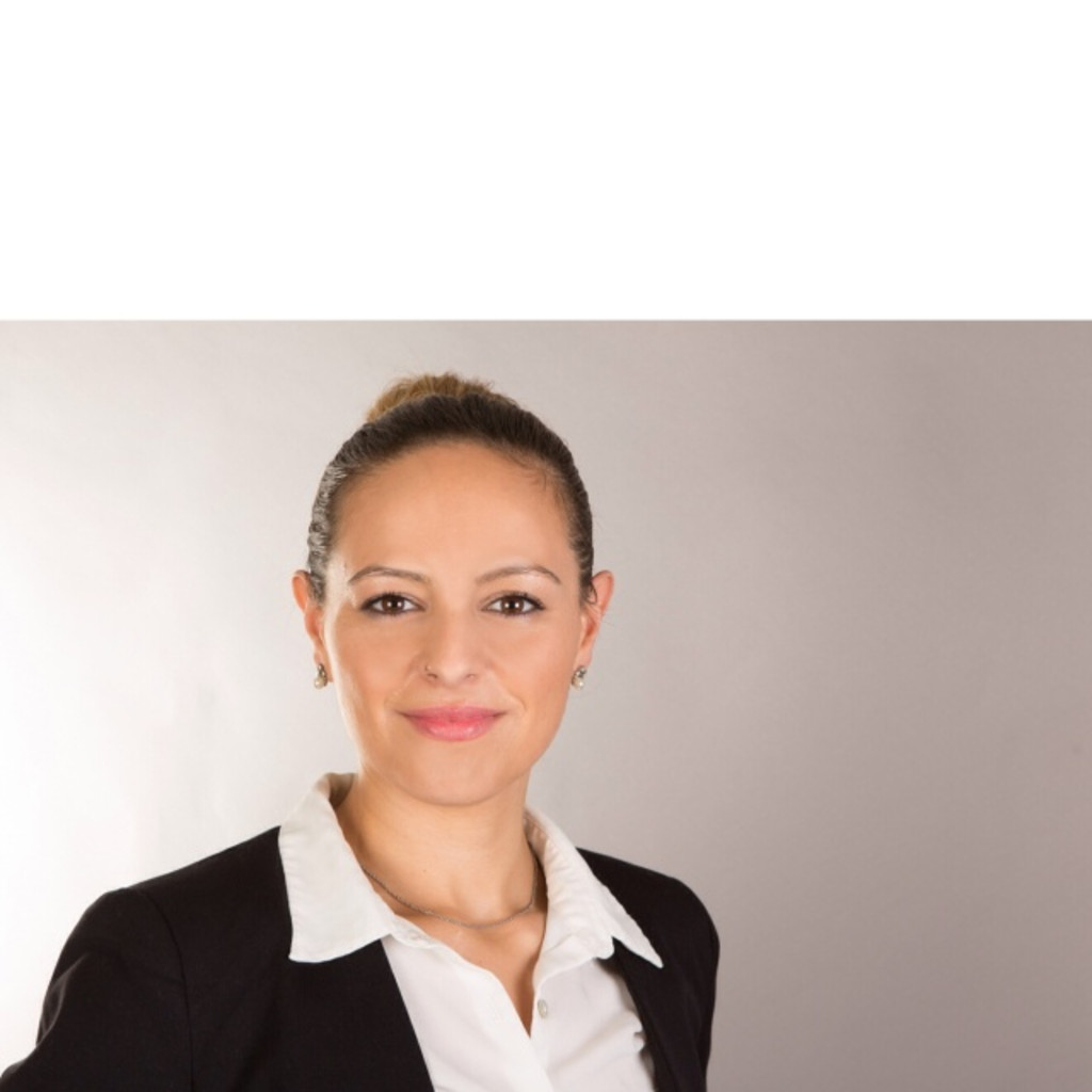 Deniz Akca - Familienmanagerin - Familienunternehmen Akca | XING