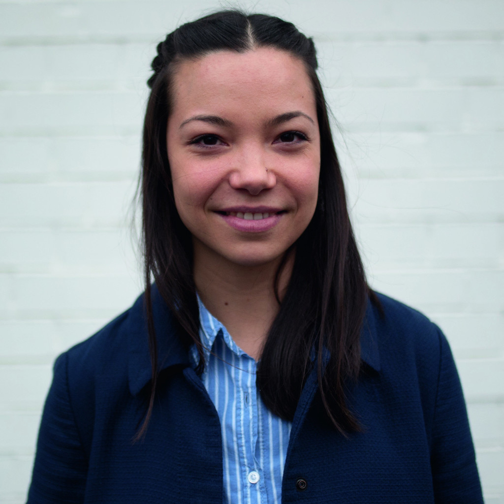 Lisa Dahm's Instagram, Twitter & Facebook on IDCrawl