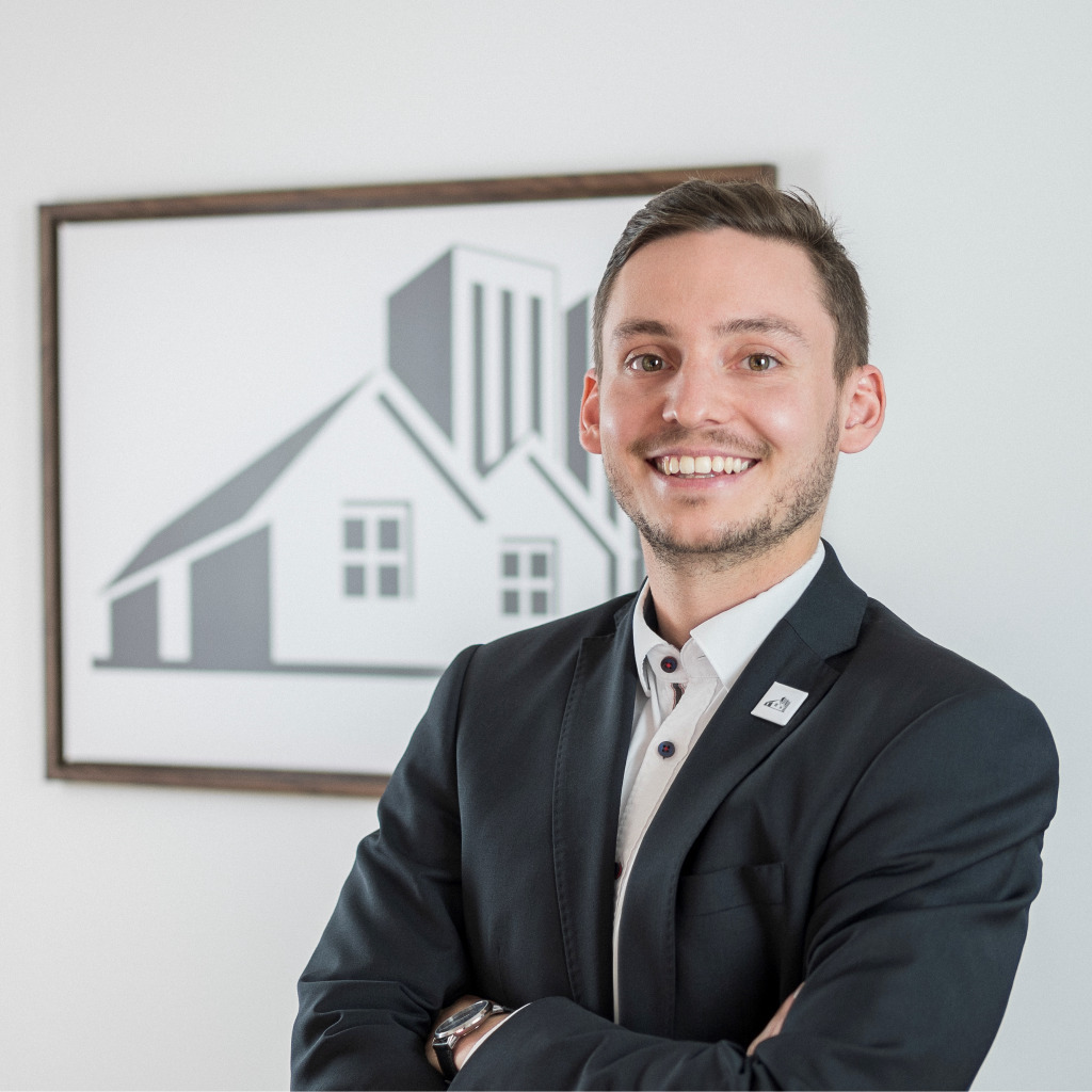 Simon Rimböck - Geschäftsführer - SR Finanz GmbH | XING