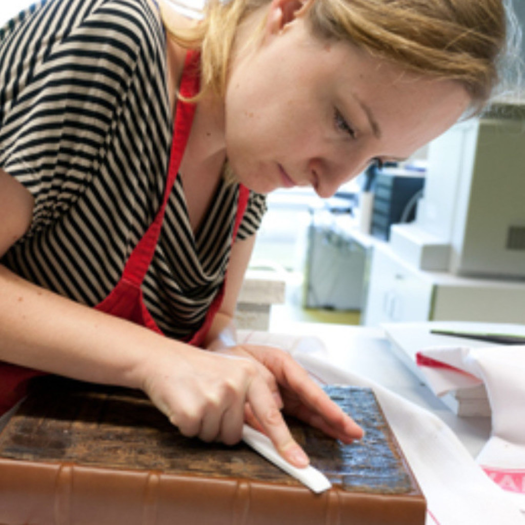 Ines Rauschenbach - Abteilungsleiterin - Staatsarchiv Zürich | XING