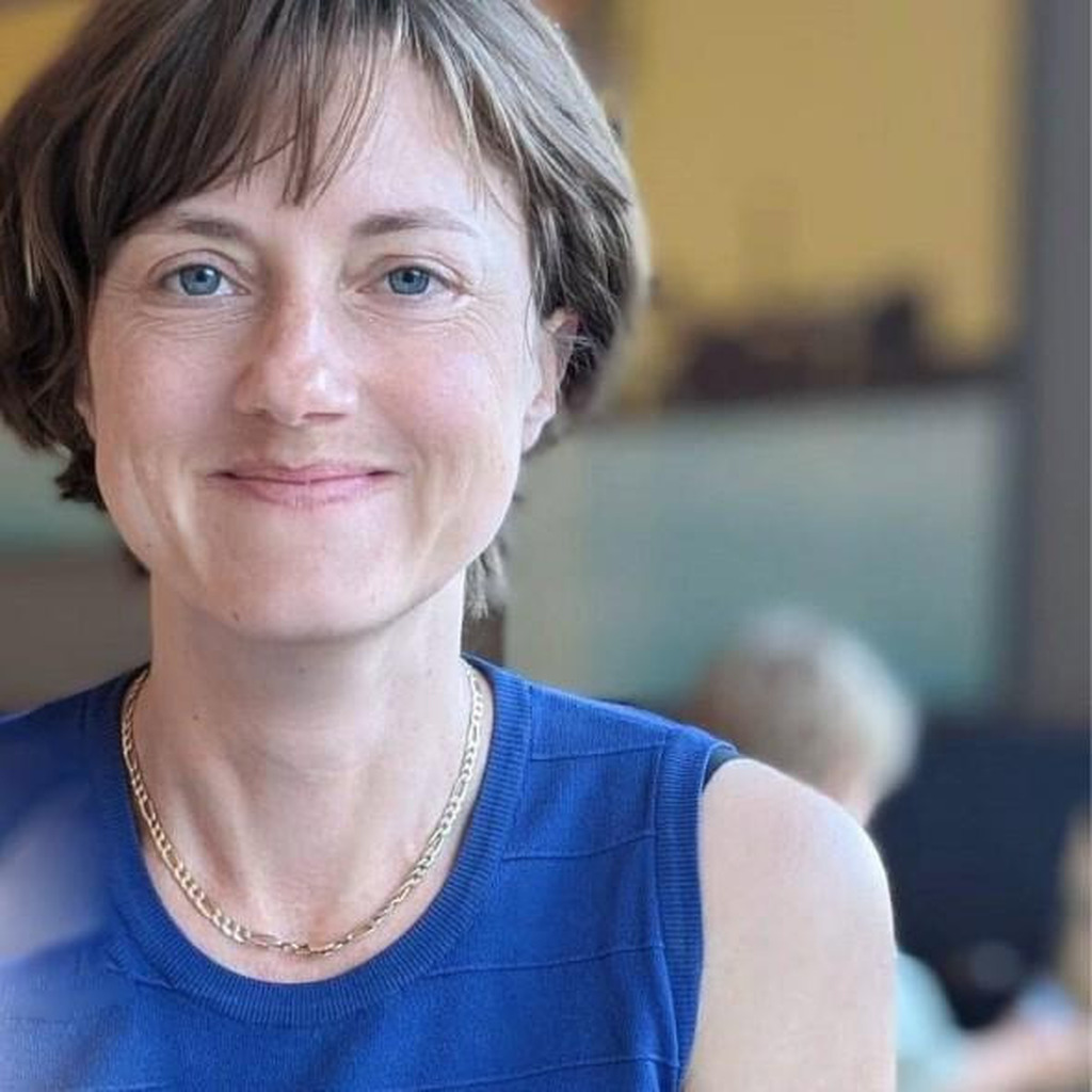 Thekla Hoetz - Manager - Unikate und Herzkleider | XING