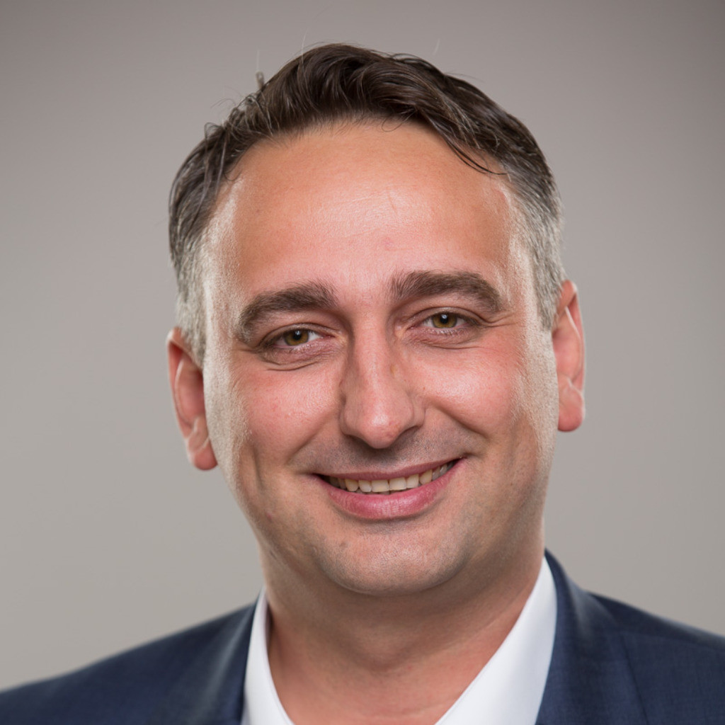 Sebastian Hucz - Geschäftsführer - PH Immobiliengesellschaft mbH | XING