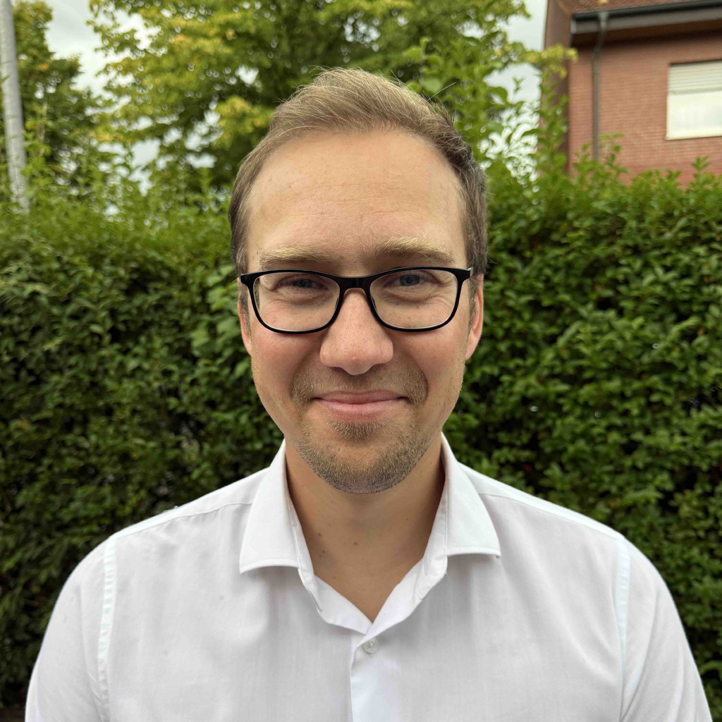 Julian Storm - Teamleiter IT - CHECK24 Vergleichsportal Hotel | XING