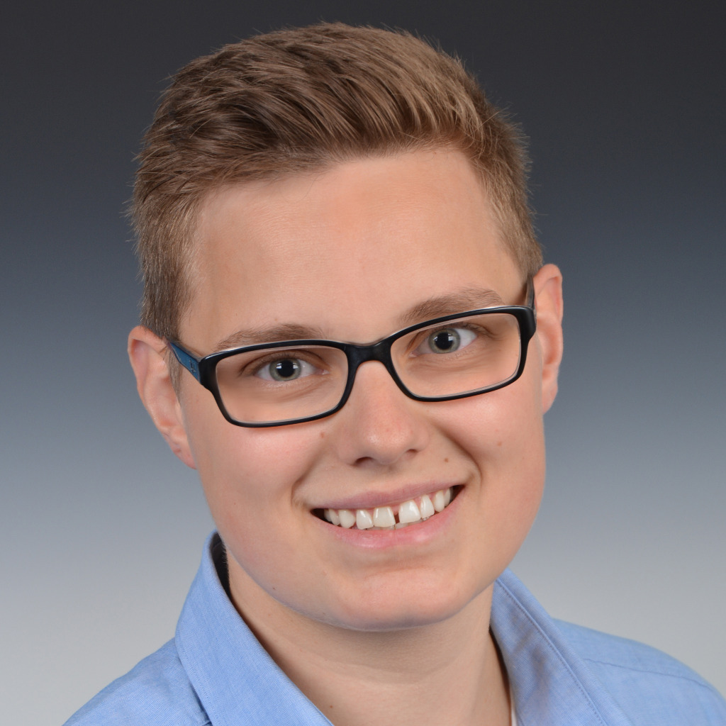 Lisa Heidrich's Instagram, Twitter & Facebook on IDCrawl