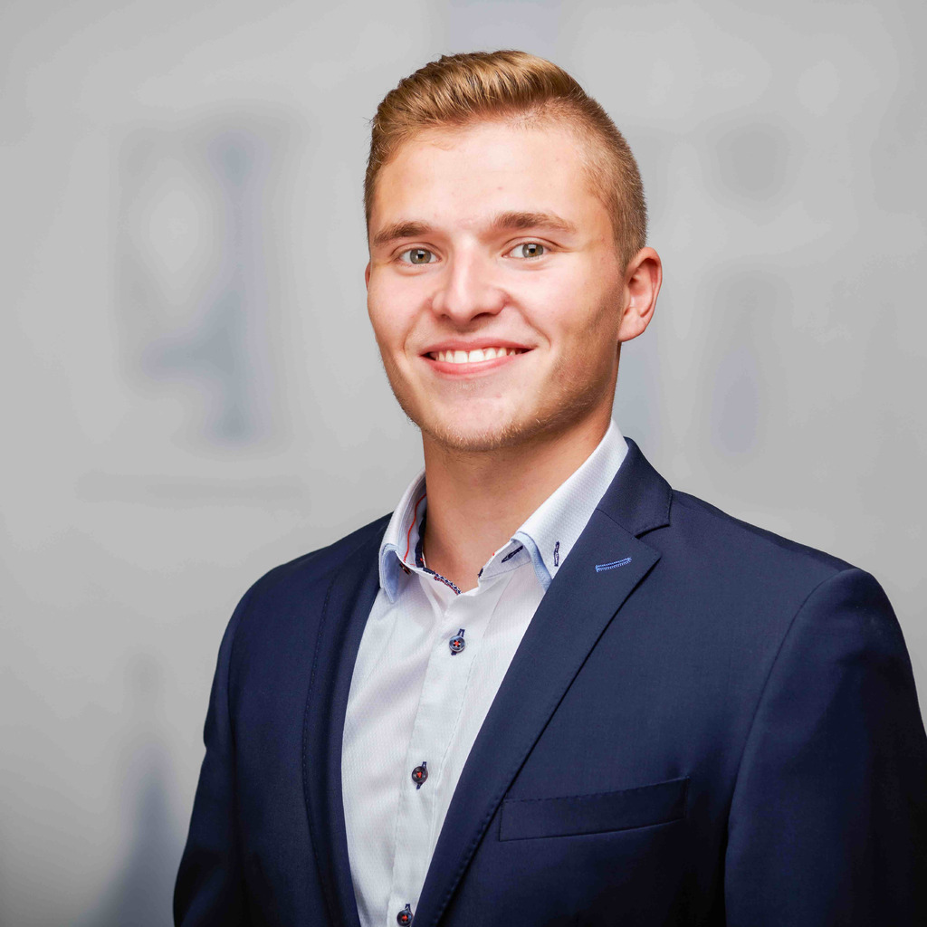 Jonas Schaeffer - Tax Professional - Deloitte | XING