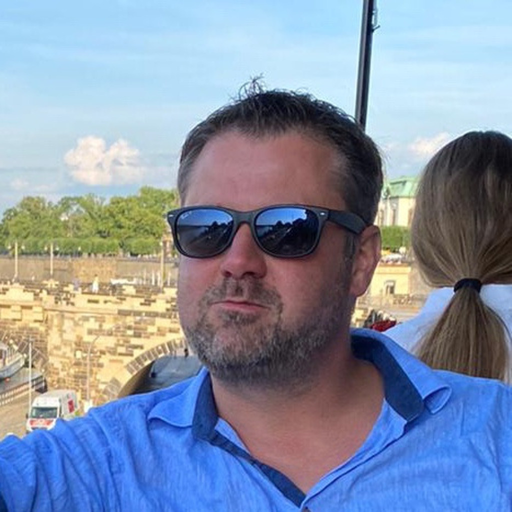 Thomas Hofmann - Filialdirektor - Deutsche Bank Privat- und ...