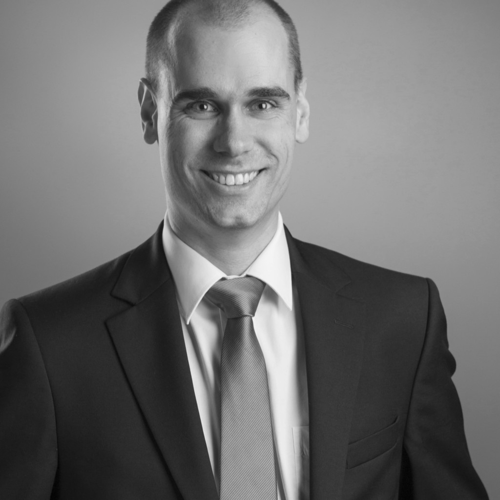 Dr. Christopher Isenberg - Application Engineer Industrie 4.0 - SICK ...