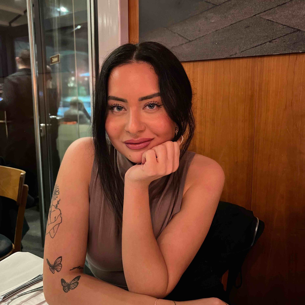 Elvida-Nur Senel - Payroll Expert - E. Breuninger GmbH & Co. | XING