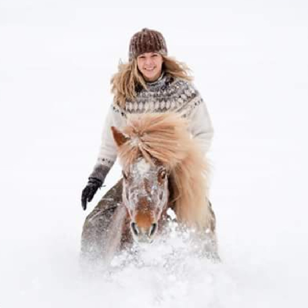 Sina Lippe - Natural Horsemanship Trainerin - Renn- und ...