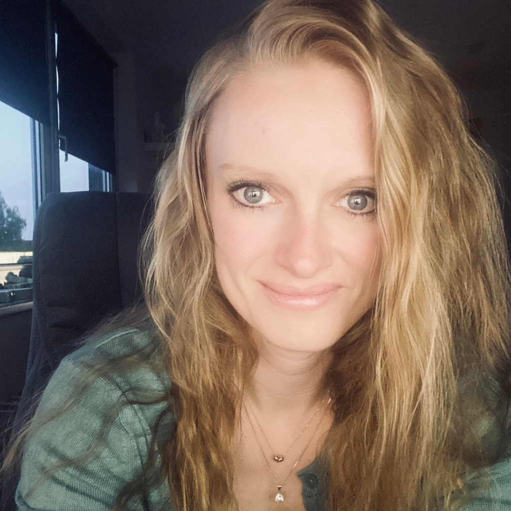 Steffi Schuster - Verkäuferin - strobelbaltic GmbH | XING