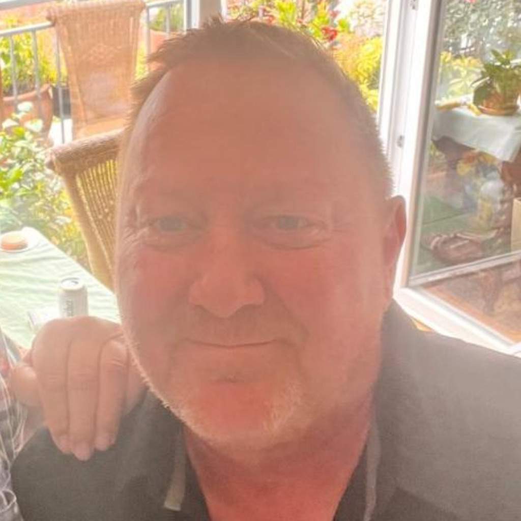 Hendrik Ullrich - Küchenleiter - Studierendenwerk Münster | XING