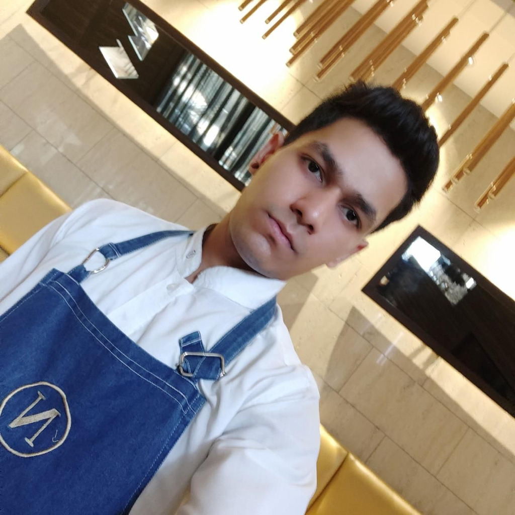 Tarun Rawat - Bartender - Sip 'n' Bite | XING