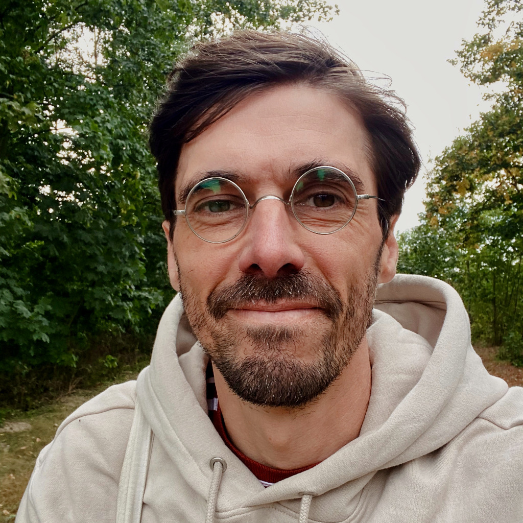 Tony Müller - Leitung H&M Café / Barista - H&M Hennes & Mauritz B.V ...