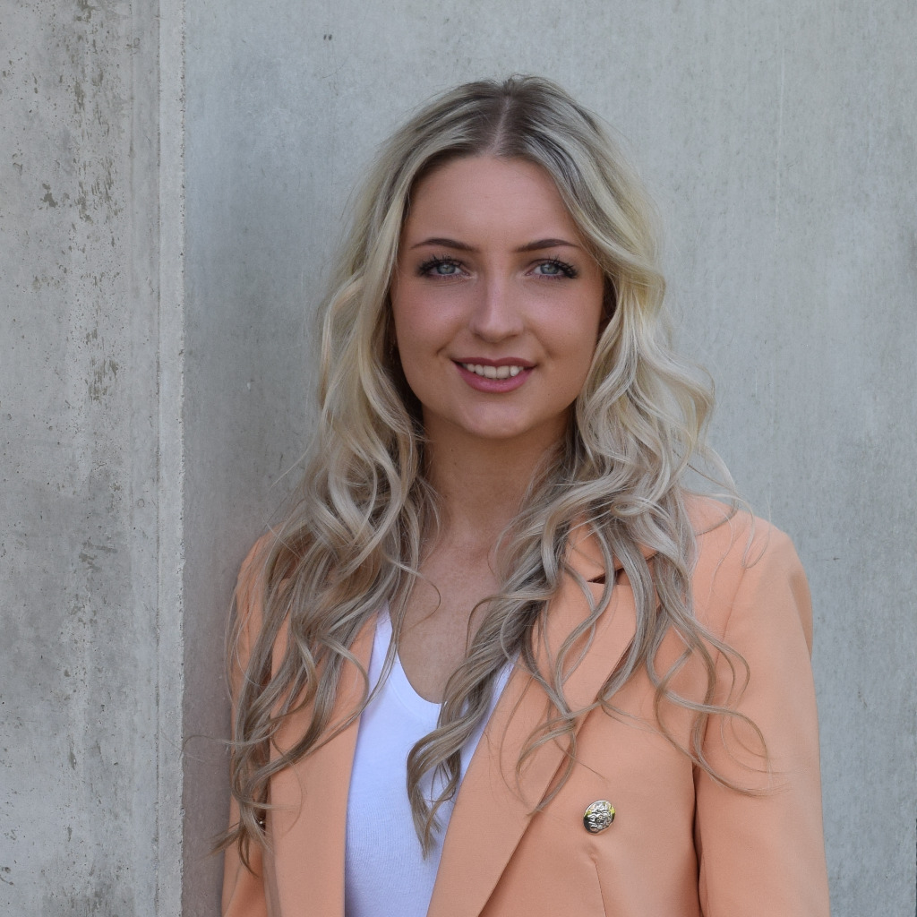 Sabrina Lang - IT-Vertriebsmitarbeiterin - Hees Gruppe | XING