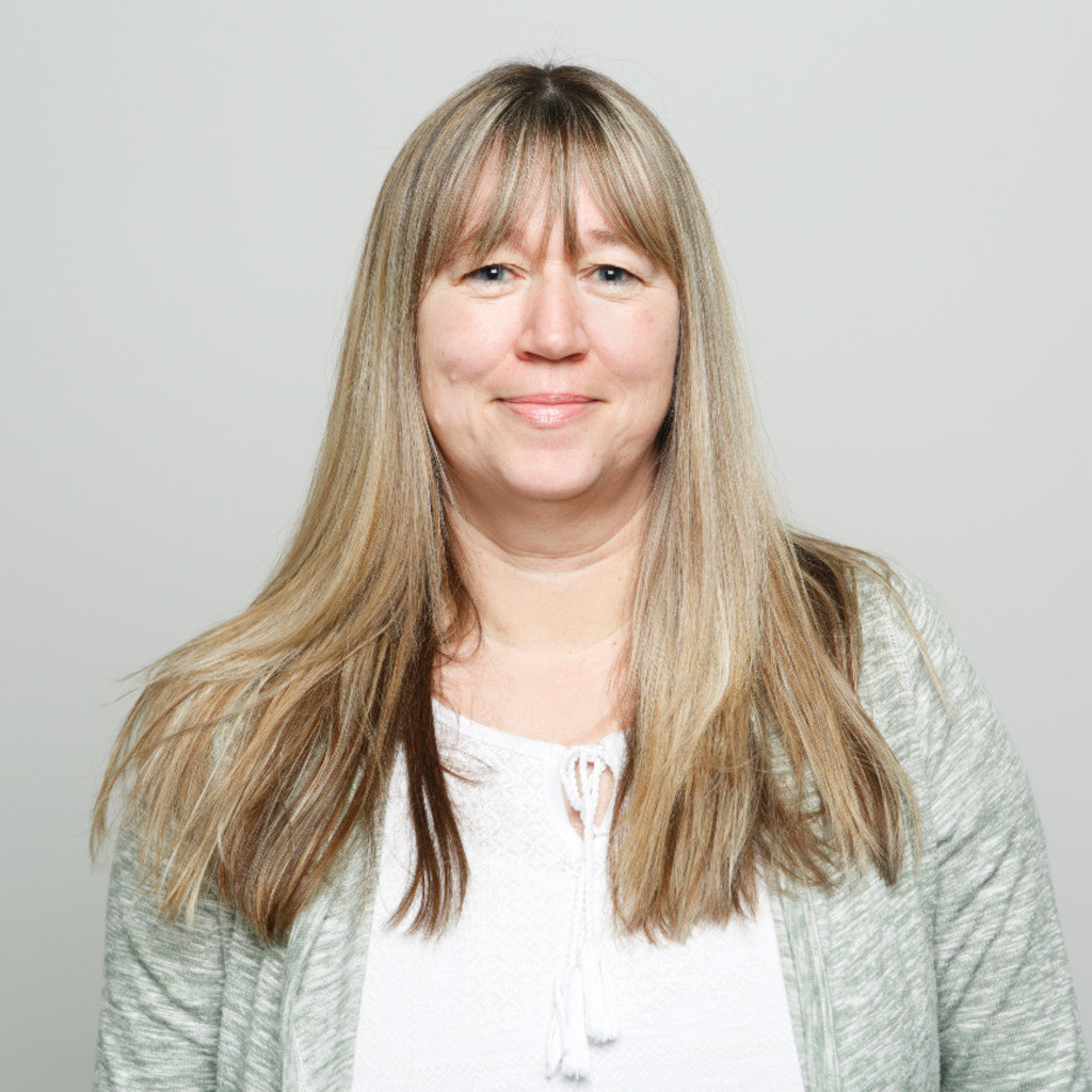 Daniela Roth - Personalreferentin Recruiting - BAUR Versand | XING