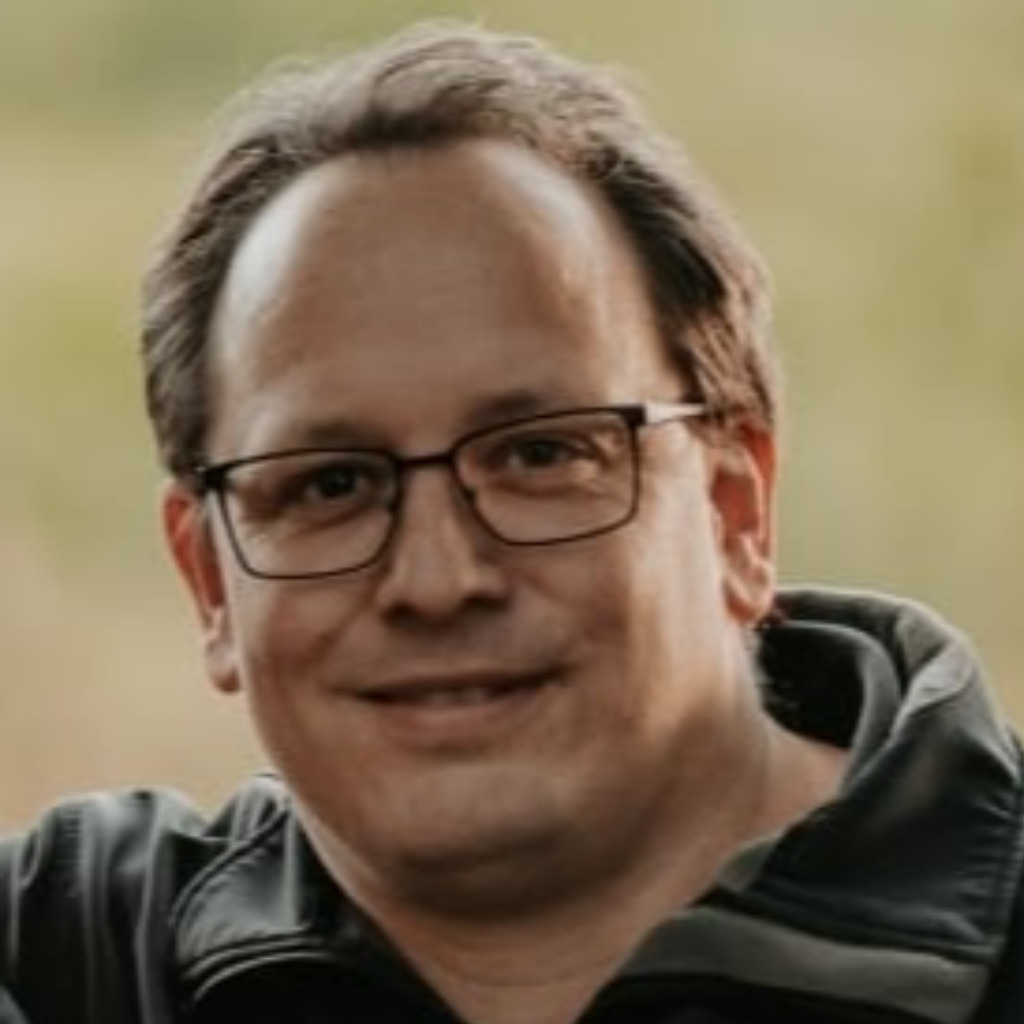 Michael Gretzinger - Fertigungsmeister CFK Strukturbauteile Produktion ...