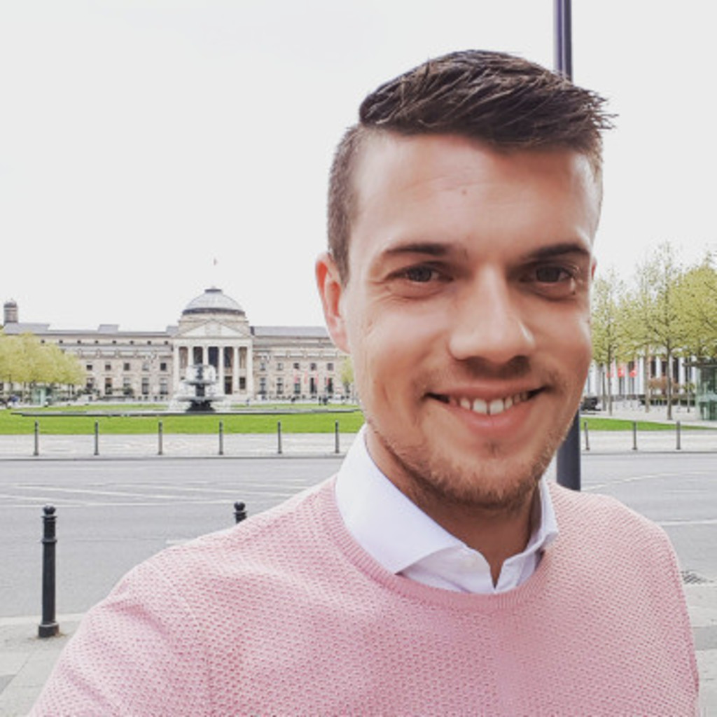 Joshua Cochran - Modeberater - G. Hessler AG, Wiesbaden DE | XING