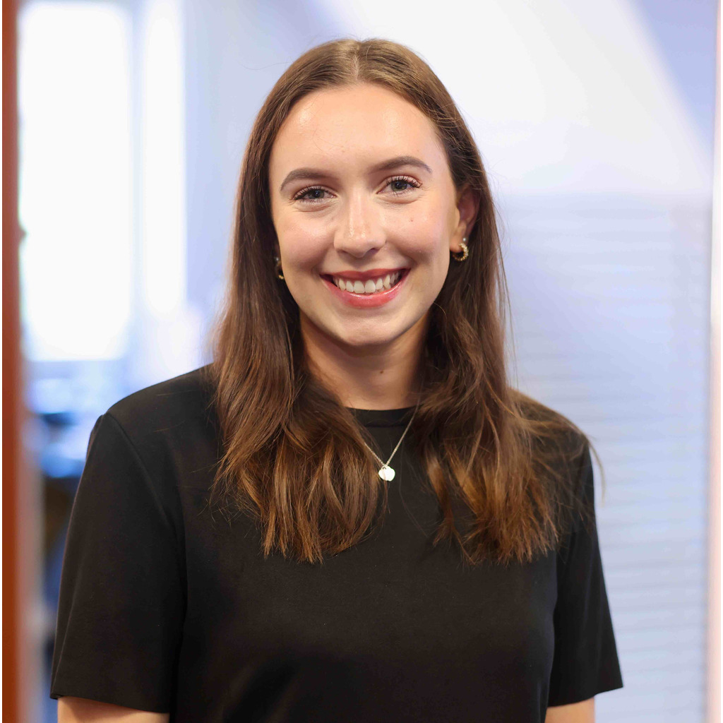 Laura Grote - Projektmanagerin Pre - und Aftersales - Zeitungsverlag ...