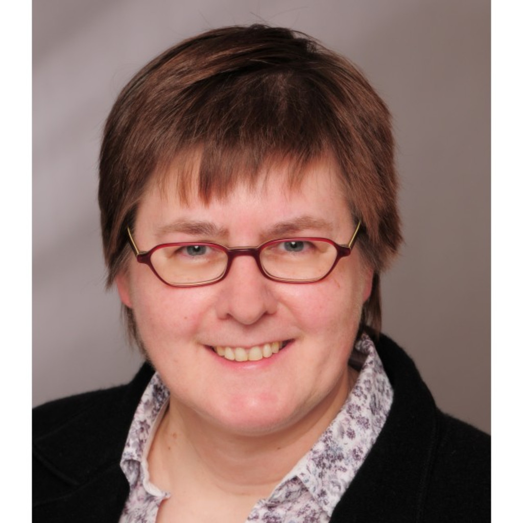 Martin Hefner's Instagram, Twitter & Facebook on IDCrawl