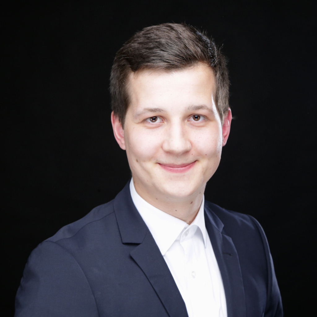 Florian Neubauer - Head of Finance - Heinrich König GmbH & Co. KG | XING