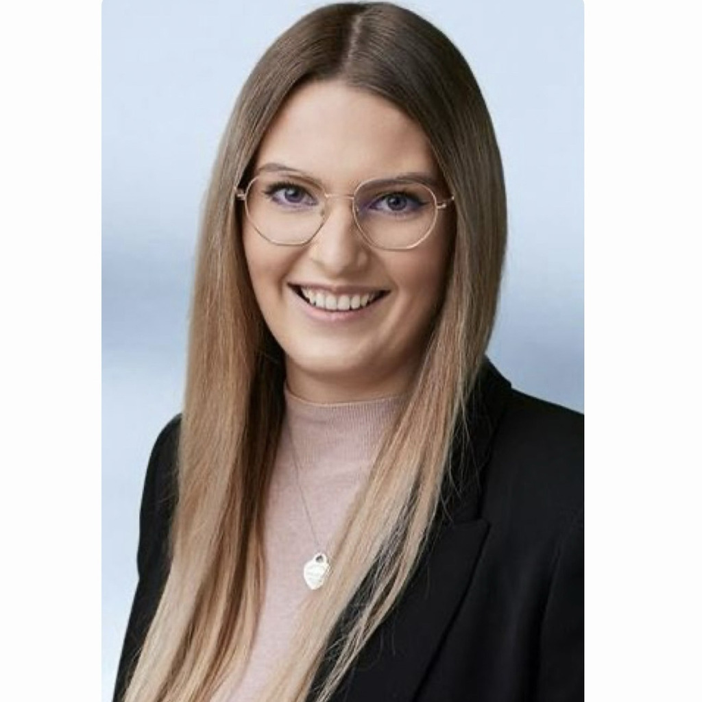 Yasmeen Velte - Grundsatz und Kommunikation - Sparkasse Schwäbisch Hall ...