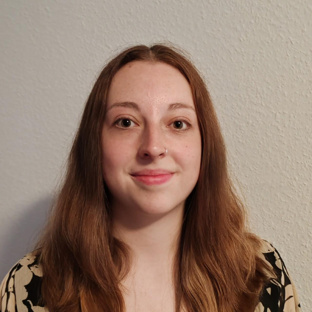 Alexandra Dube - Pharmazeutisch-technische Assistentin (PTA) - Delphin ...