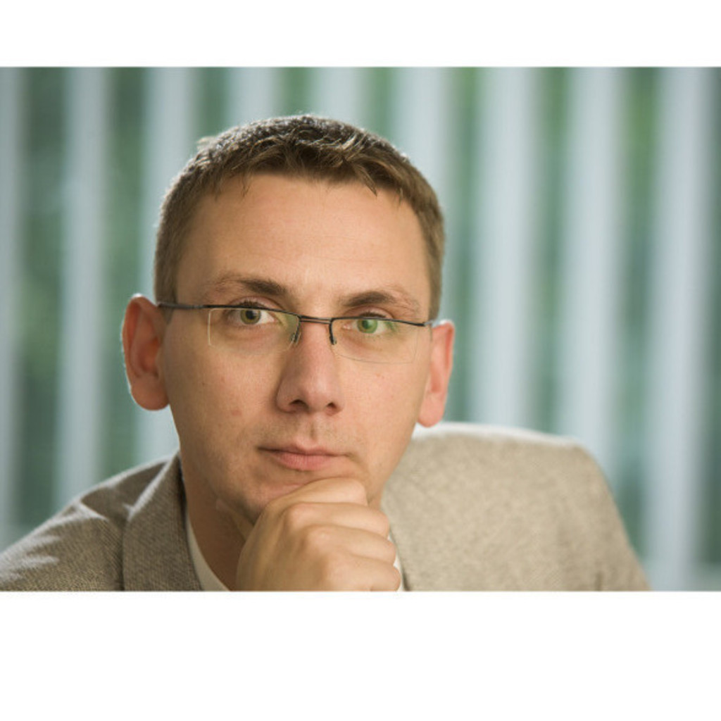 Mathias Schröder - IT Team Leader / Project Service - ESMT European ...