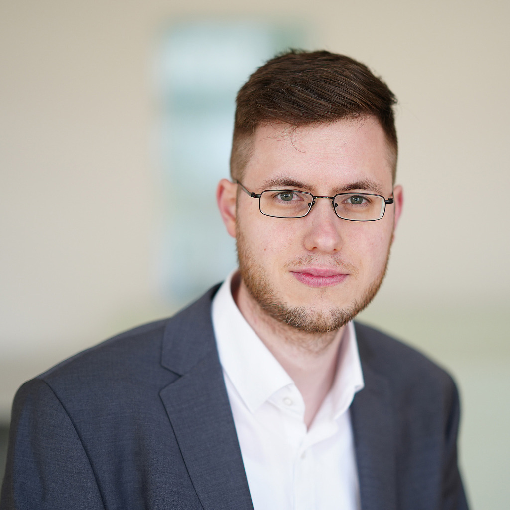 Philipp Bauer - Wohnbereichsleiter - Neuerkeröder Wohnen und Betreuen ...