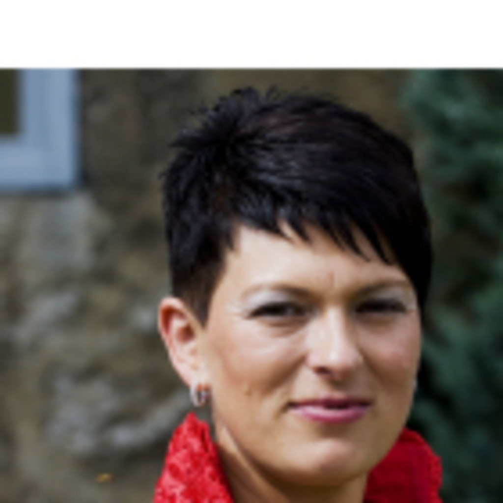 Peggy Neumann's Instagram, Twitter & Facebook on IDCrawl