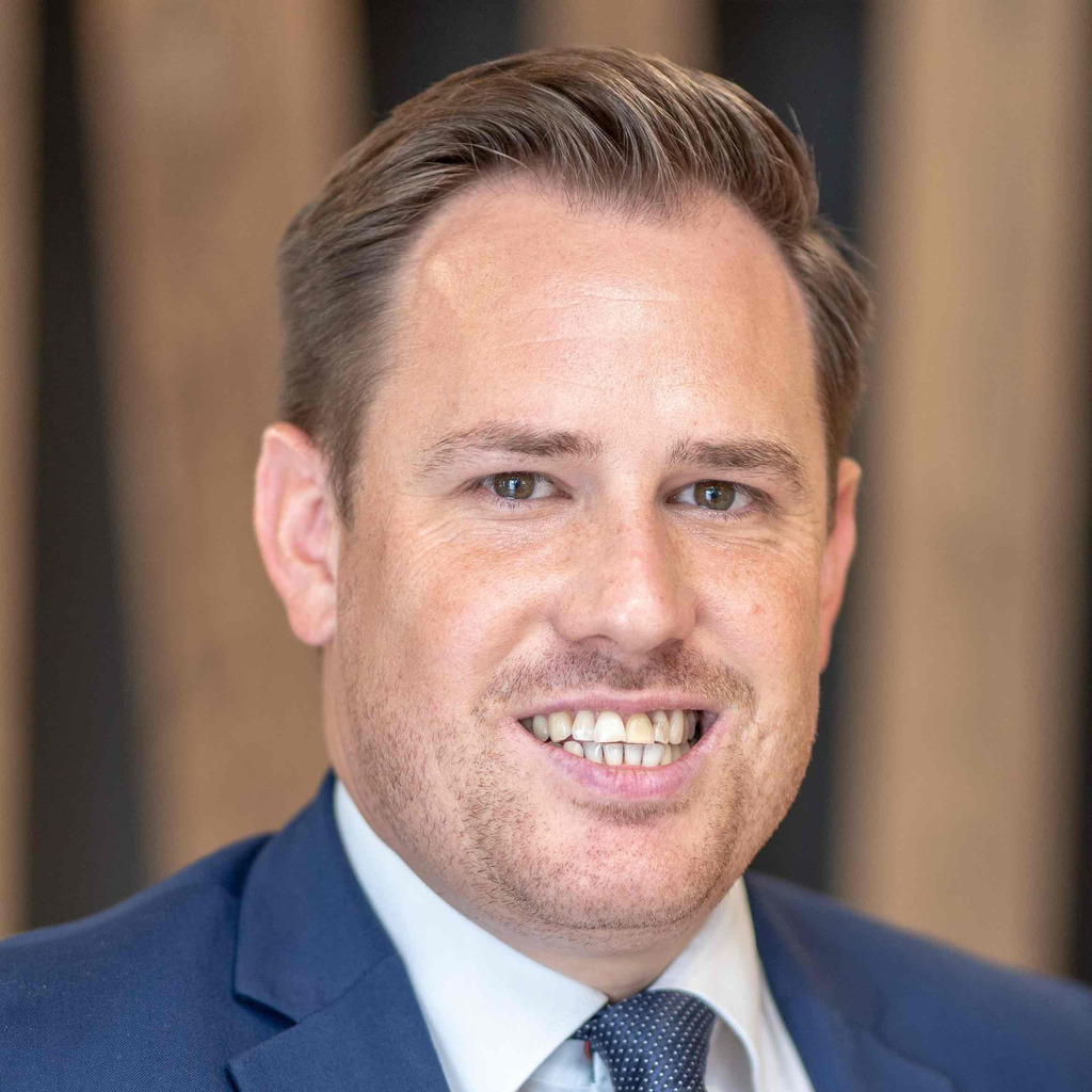 Martin Fangl - Geschäftsstellenleiter - HYPO NOE Landesbank für ...