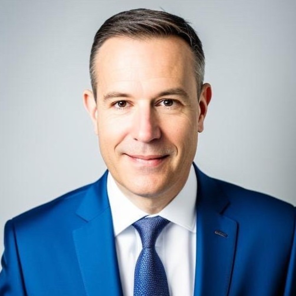 Dr. Pascal Kistler - Head of Legal & Compliance - Swiss Life Asset ...