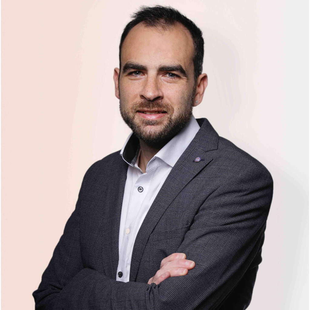 Gayr in der Personensuche von Das Telefonbuch