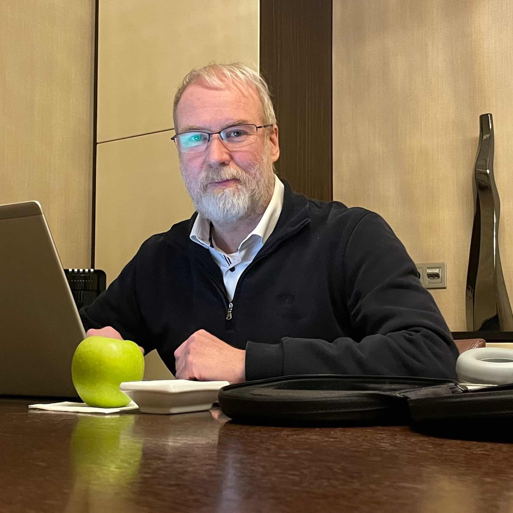 Dipl.-Ing. Michael Rall - VP Construction & Technical Asset Management ...