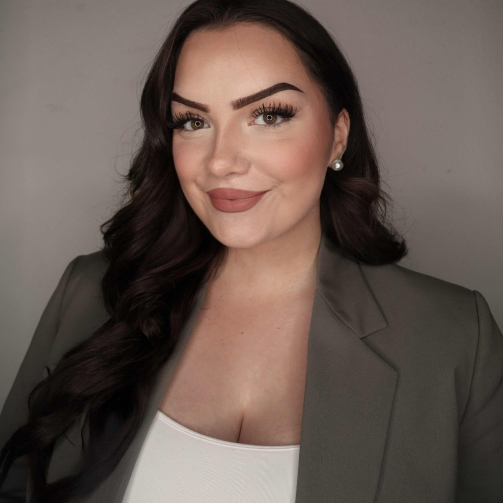 Alina Köhler - Versicherungskaufmann - die Bayerische | XING