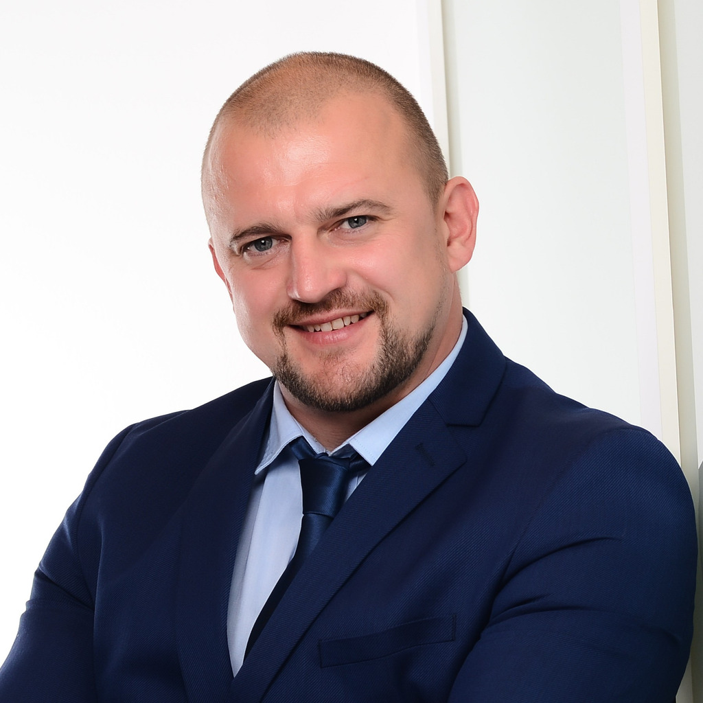 Max Olin - Service-Techniker - plasma Kunststofftechnik GmbH | XING