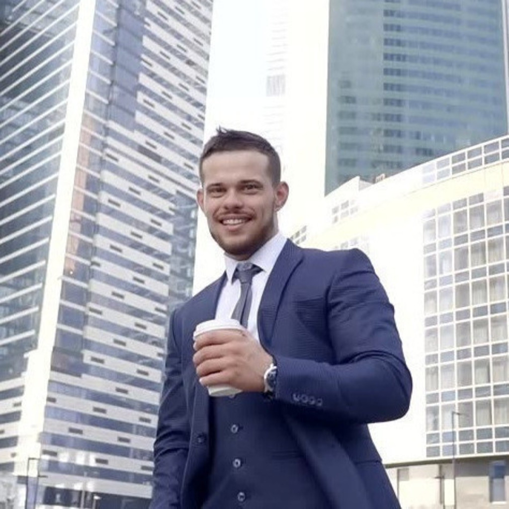 Frank Holleran - Sales Manager - Maverick Condominiums | XING