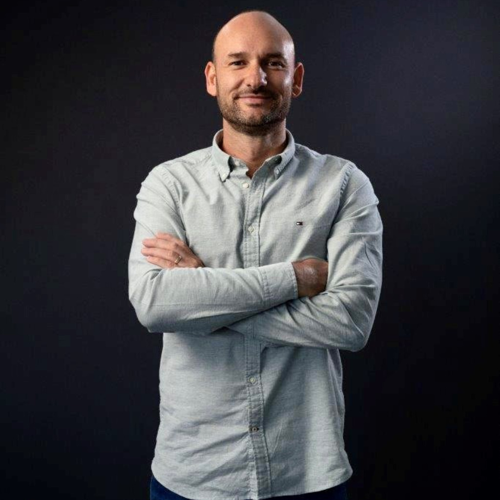 Sebastian Kunitz - Head of Sales & Operations - APA Brands Events ...