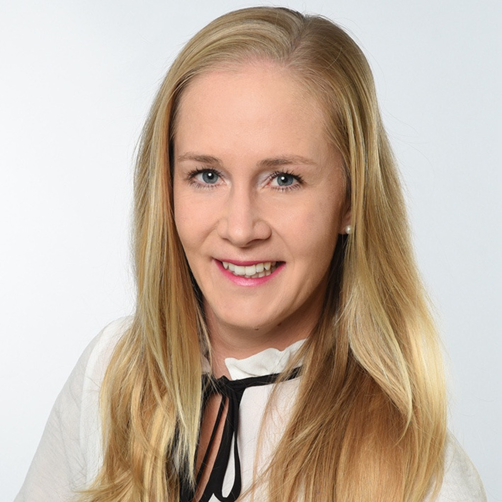 Jessica Weng LL.M. - Legal Director Europe - Medela Medizintechnik GmbH ...