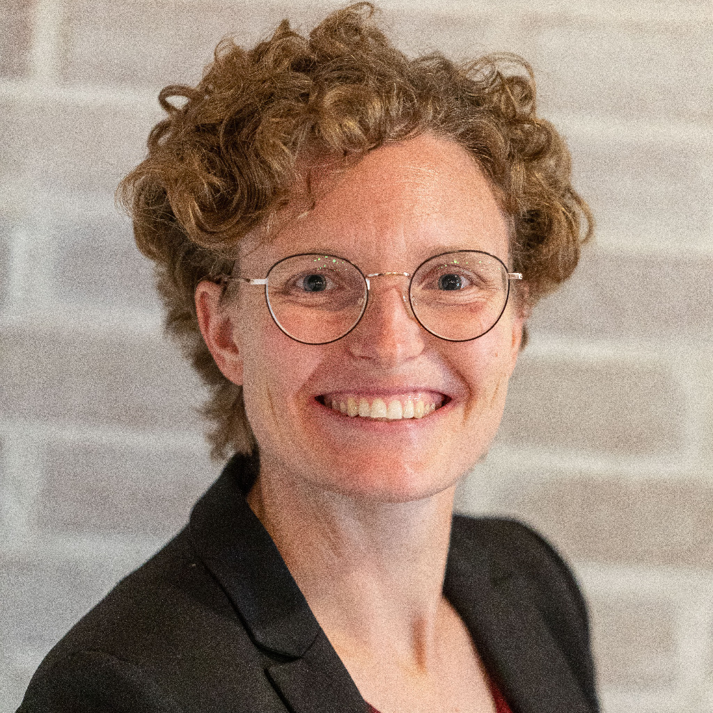 Veronica Paul's Instagram, Twitter & Facebook on IDCrawl