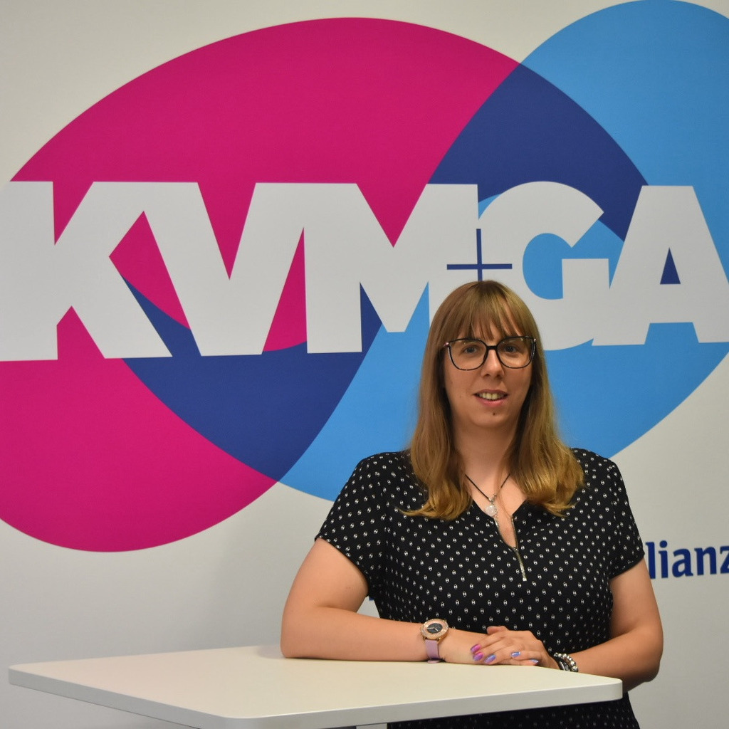 Sandy Hoffmann - 2nd Level Supporterin - KVM ServicePlus GmbH & GA ...