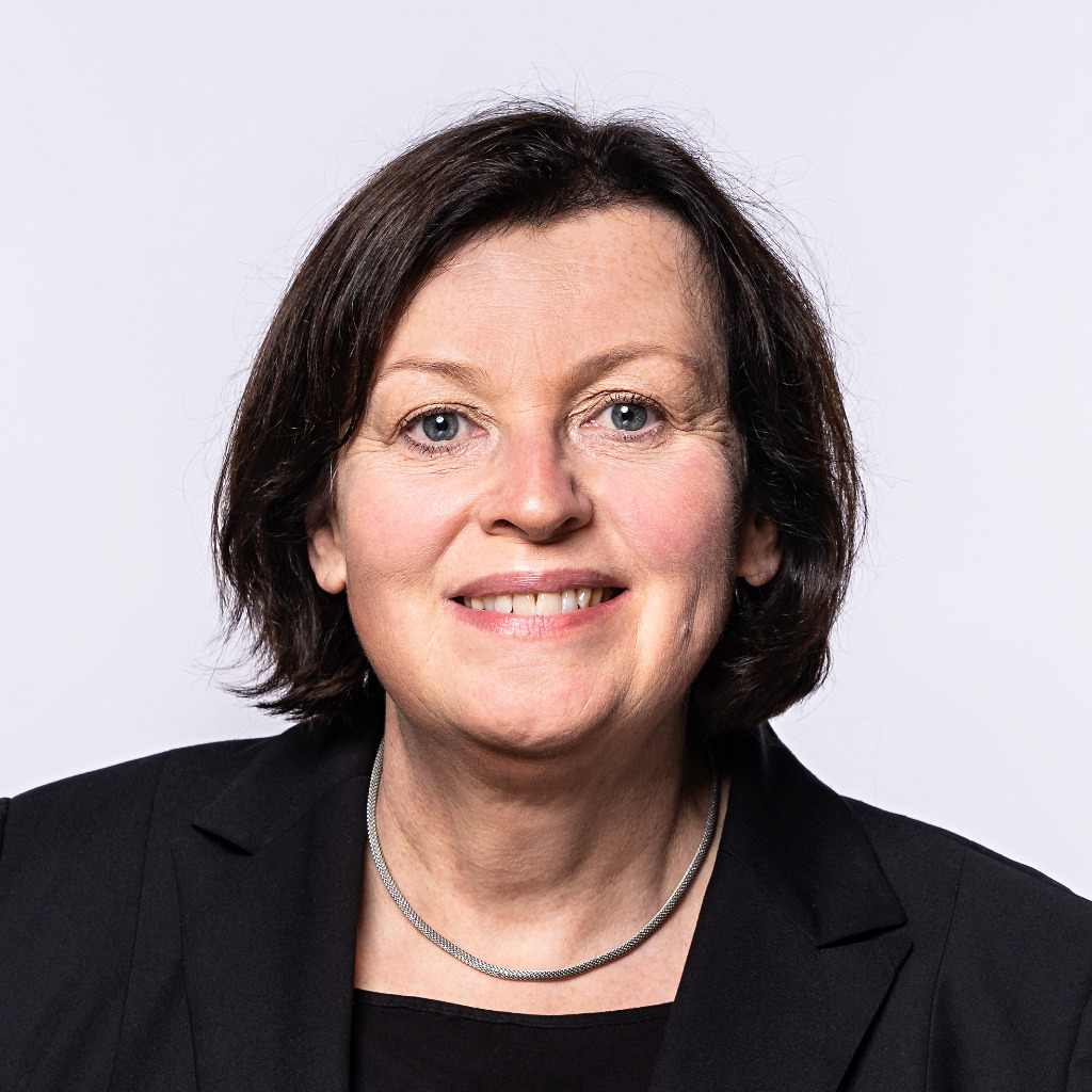 Iris Fritz's Instagram, Twitter & Facebook on IDCrawl