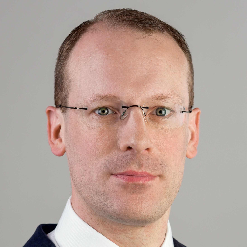 Dr. Matthias Romer - Managing Director Swiss Coverage / M&A (Investment ...