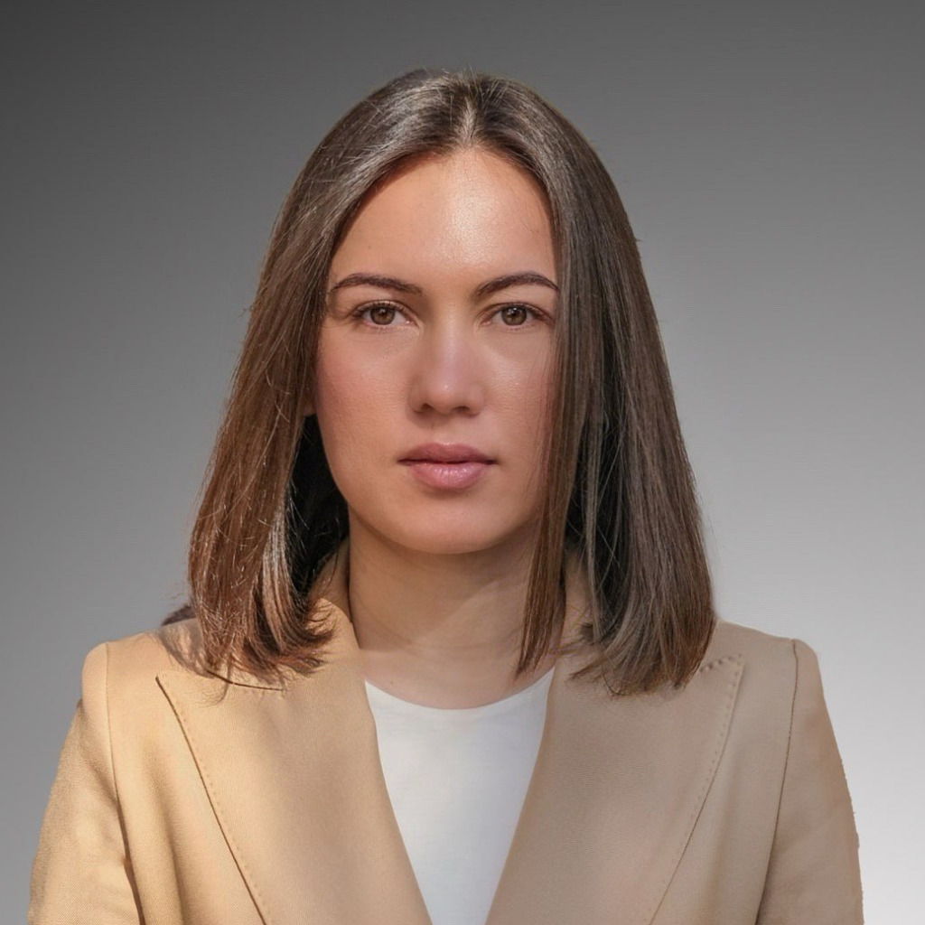 Viktoriia Panchenko - Versicherungsfachfrau - Privat-Aktiengesellschaft Ukrainische ...