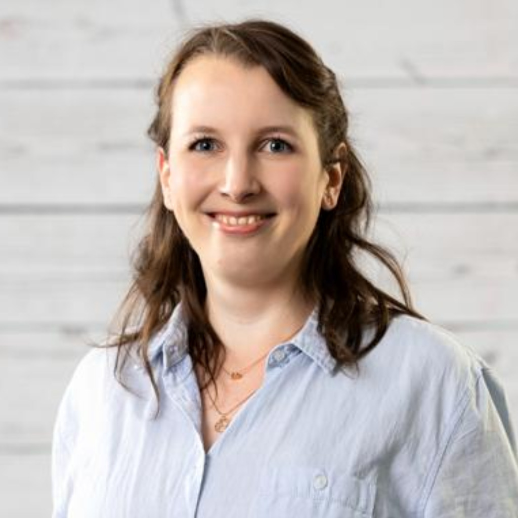 Julika Hoinka - Case Management Administrator - Swisslog | XING