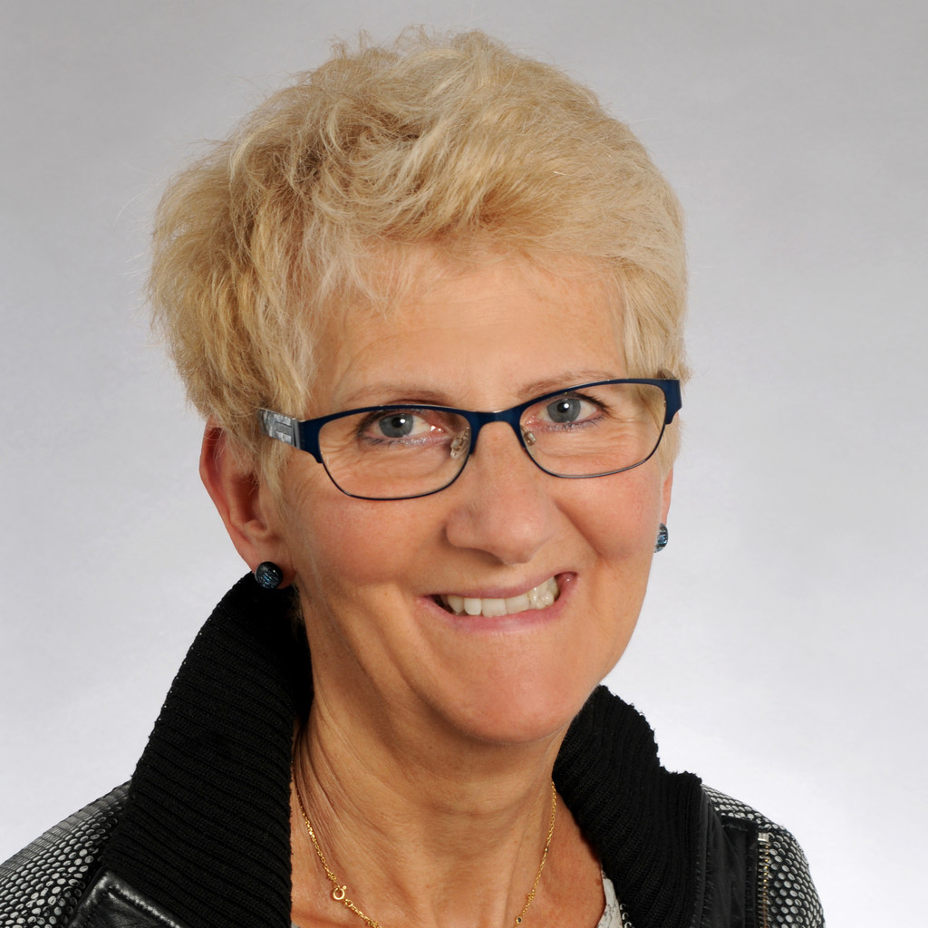 Lilly Riggenbach - Coach - Riggenbach Coaching | XING