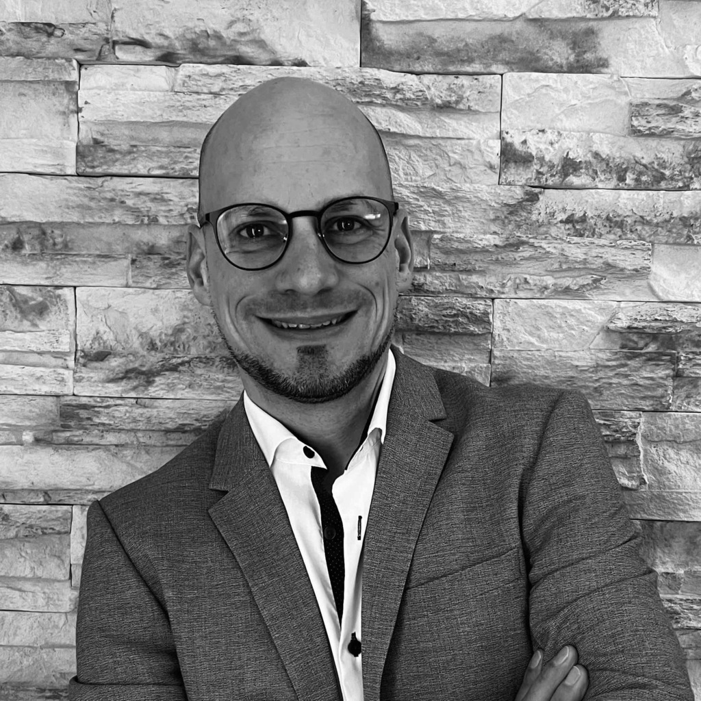 Marcel Hofmann - Hauptbrandmeister / Notfallsanitäter - Berufsfeuerwehr Duisburg | XING