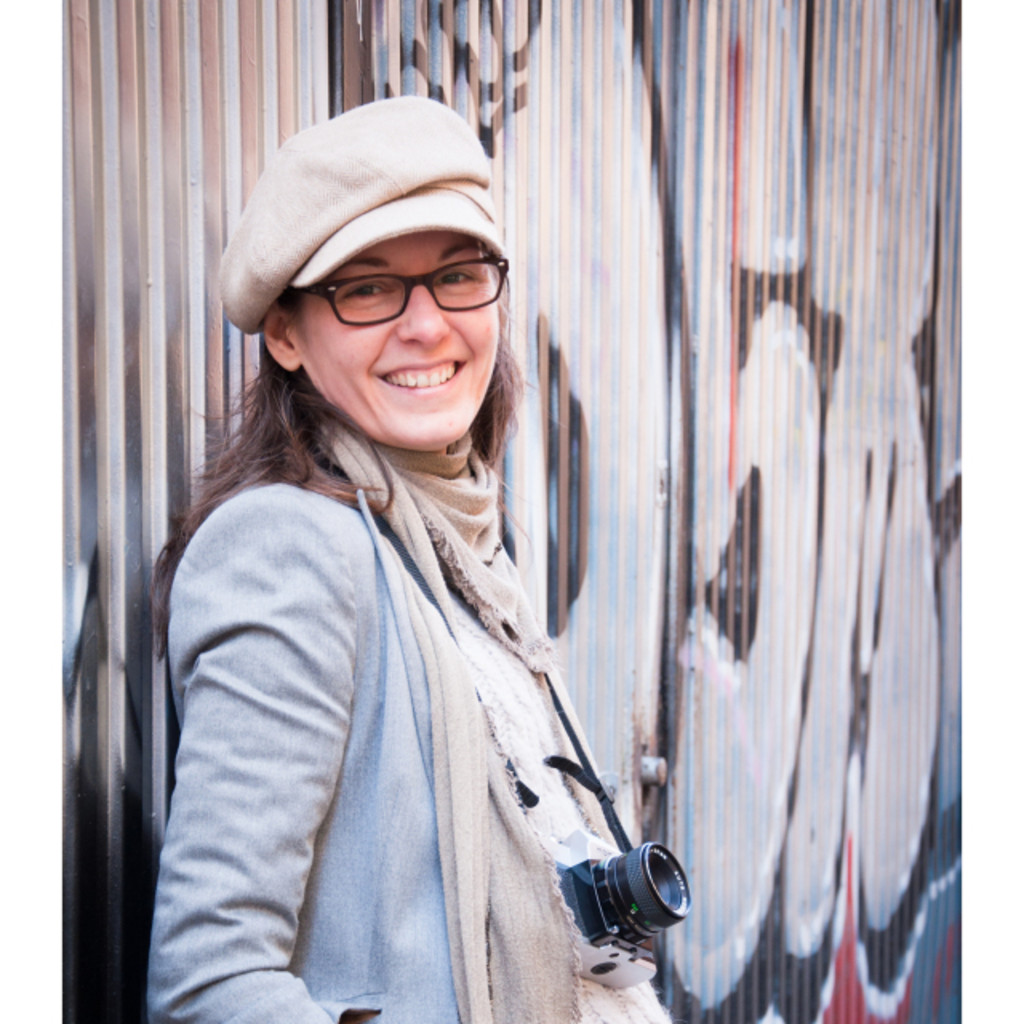 Céline Cruz - Matte Painting Department Coordinator - Weta Digital | XING