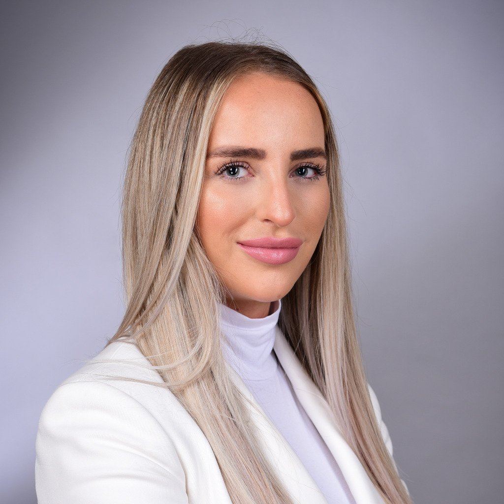 Jessica Mehringer - Industriekauffrau - RedPokal | XING