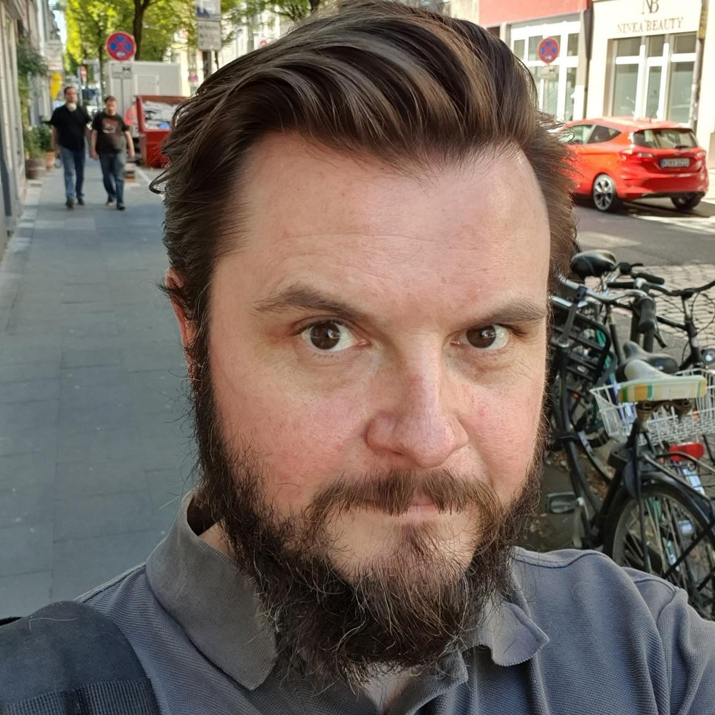 Martin Malinowski - Entwickler Geschäftsbereich Corporate Strategy & Communications - nexum AG ...