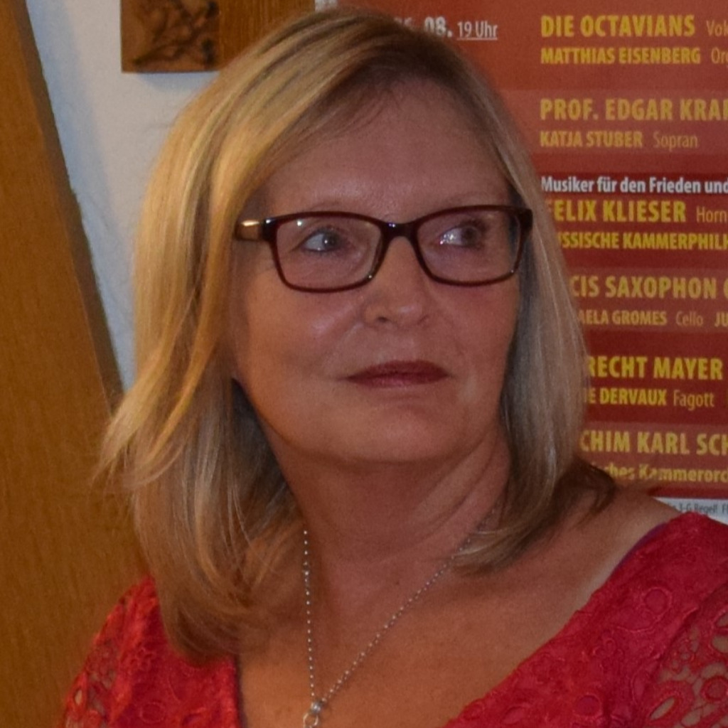 Betina Staubach - Sales - UBS-Hainer GmbH | XING